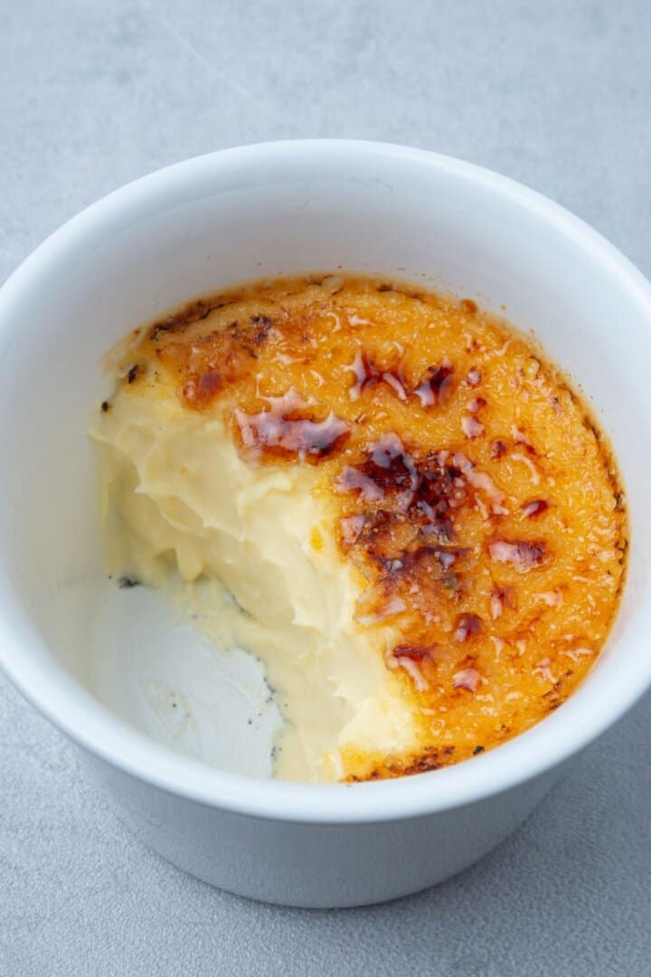 Easy Homemade Crème Brûlée Dessert (Restaurant like) - Spatula Desserts