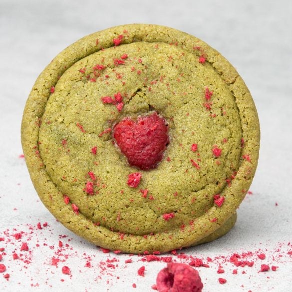 Easy Matcha Cookie Filled With Raspberry | Spatula Desserts