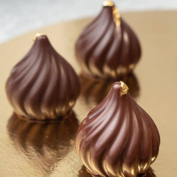 Easy Chocolate Hazelnut Bonbon | Spatula Desserts