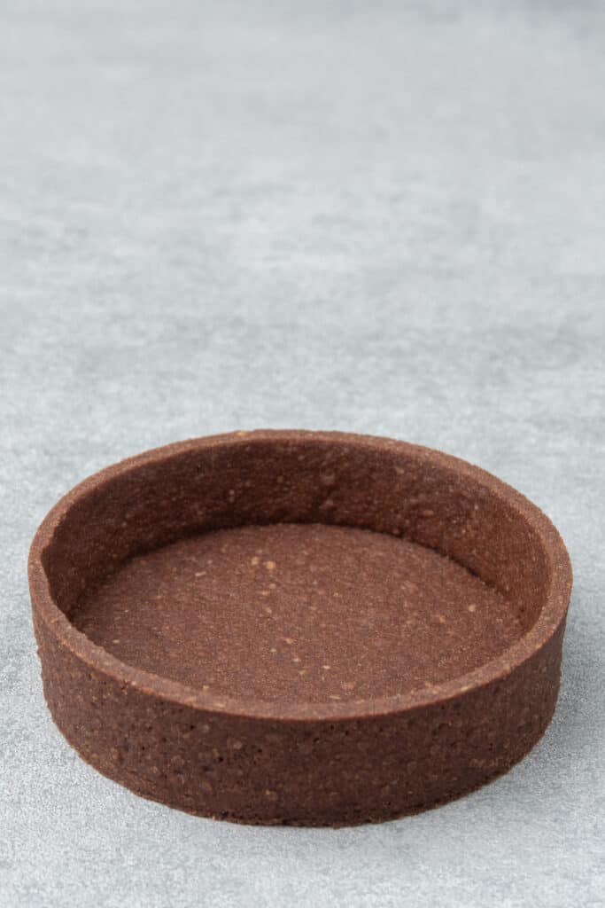 Chocolate Pâte Sablée tart crust (VIDEO) - Spatula Desserts