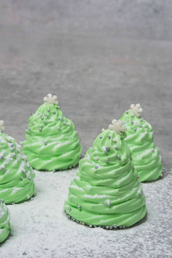 Christmas Tree Meringue Cookies - Spatula Desserts