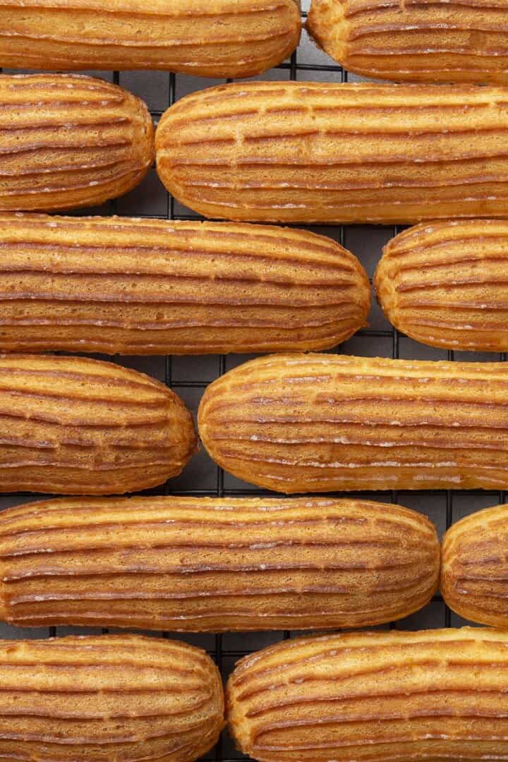 Perfect Classic Chocolate Eclair Recipe (FOOLPROOF) - Spatula Desserts