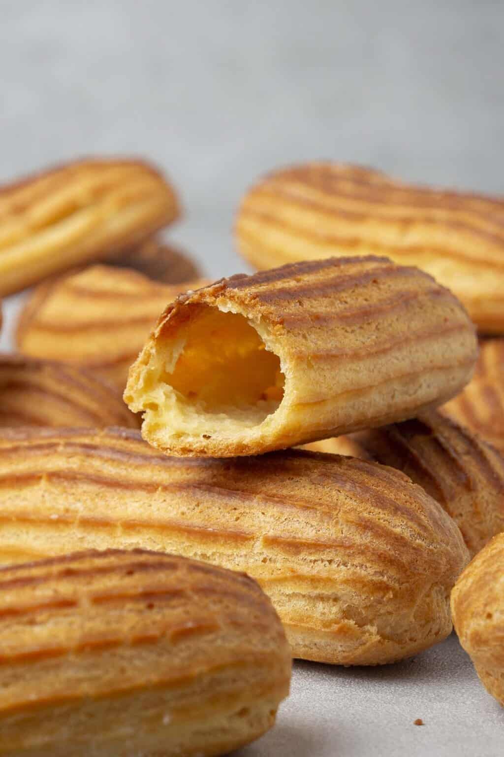 Perfect Classic Chocolate Eclair Recipe (FOOLPROOF) - Spatula Desserts