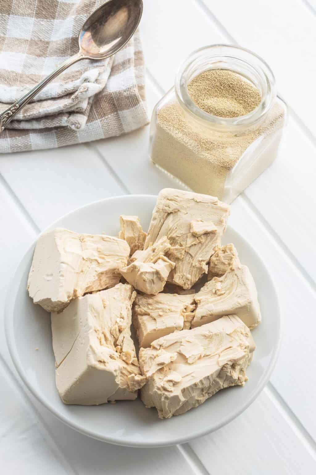 How Much Yeast Is In A Packet - Spatula Desserts