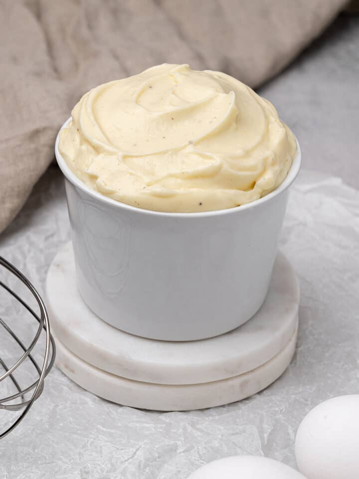 Choux Au Craquelin (Crispy Cream Puff) - Spatula Desserts