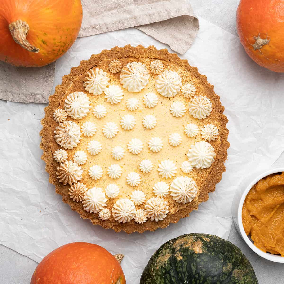 Puff Pastry Pumpkin Turnovers (VIDEO) - Spatula Desserts