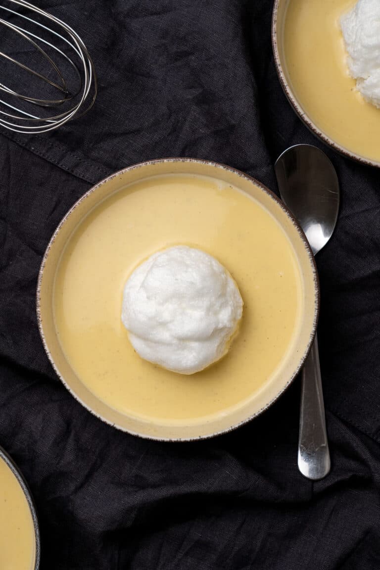 Floating Island Dessert (VIDEO) - Spatula Desserts