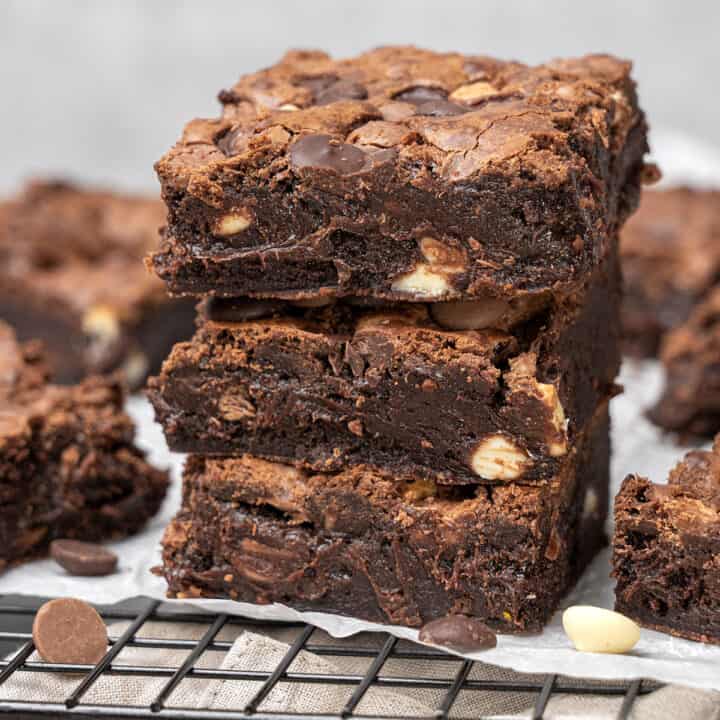 50+ Easy Baking Recipes for Beginner Bakers - Spatula Desserts