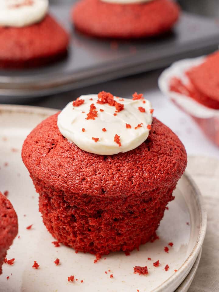 41+ Vibrant & Delicious Red Velvet Desserts You Have to Try - Spatula ...