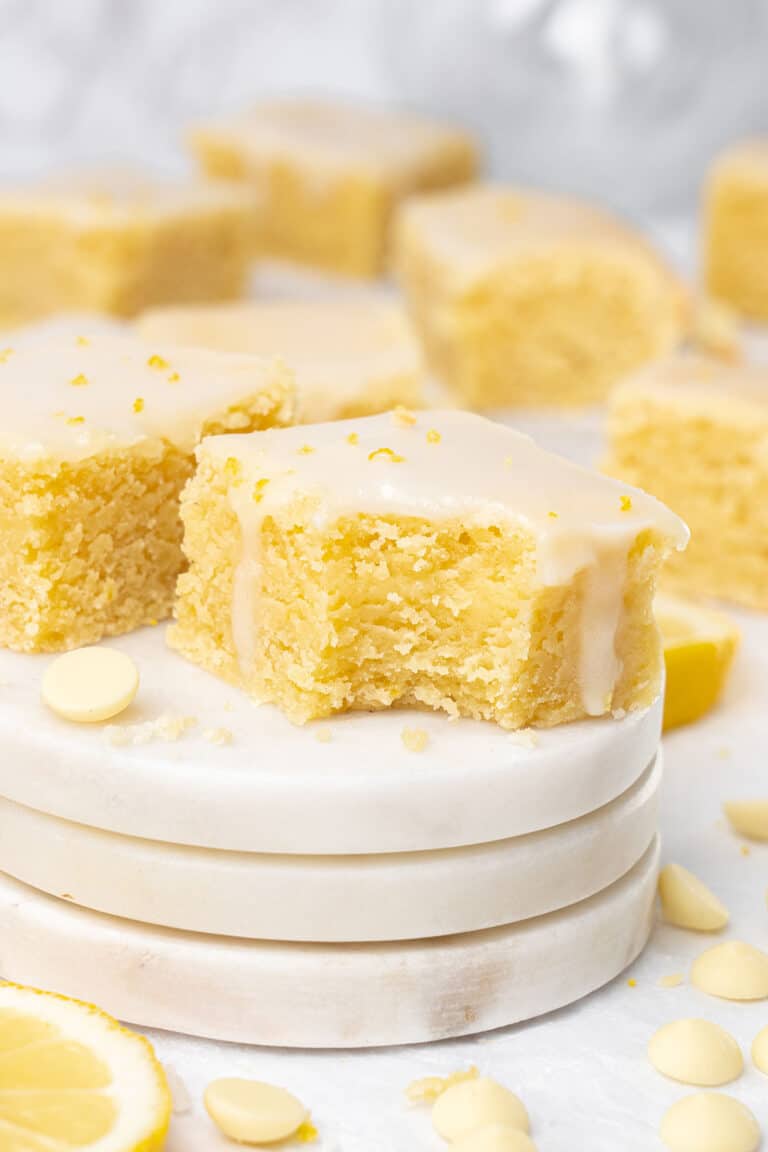 Lemon Brownies - Spatula Desserts