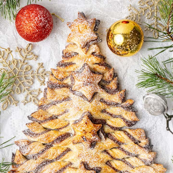 Nutella Puff Pastry Christmas Tree - Spatula Desserts