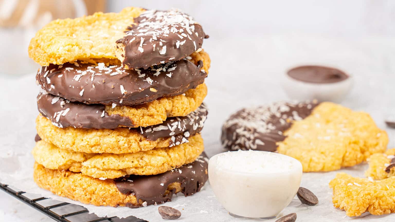25 Easy Cookie Recipes Your Kids (And Adults!) Will Crave - Spatula ...