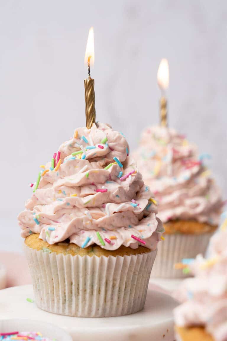 Funfetti Cupcakes - Spatula Desserts