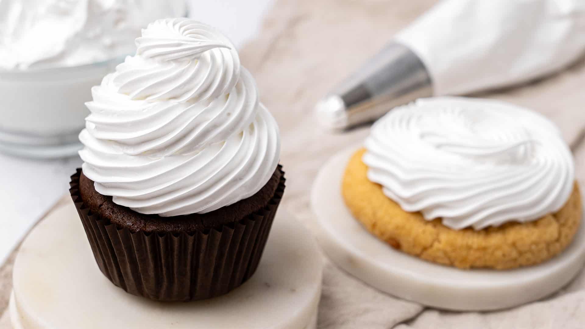 I Am a Professional Baker, And These Are My Top 12 EASY Frosting ...