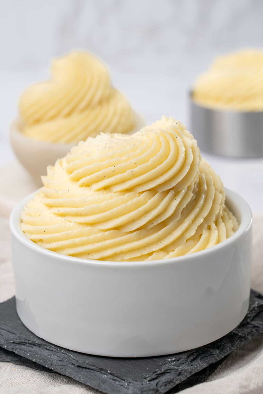 Classic Crème Pâtissière (Vanilla Pastry Cream Filling) - Spatula Desserts