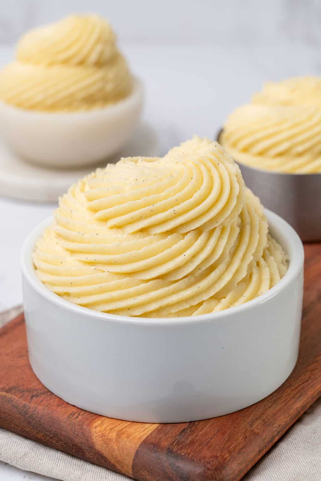 Classic Crème Pâtissière (Vanilla Pastry Cream Filling) - Spatula Desserts