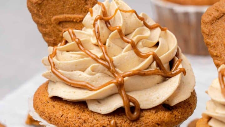 24 Bakery-Worthy Cupcakes and Mini Cakes That Look as Good as They ...