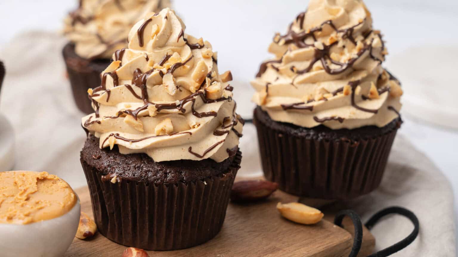 20 Easy & Impressive Desserts That Save the Day When Guests Drop By ...