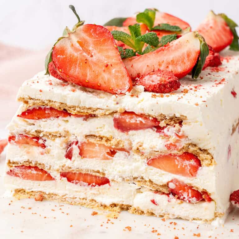 45+ Best Crowd-Pleaser Layered Desserts - Spatula Desserts