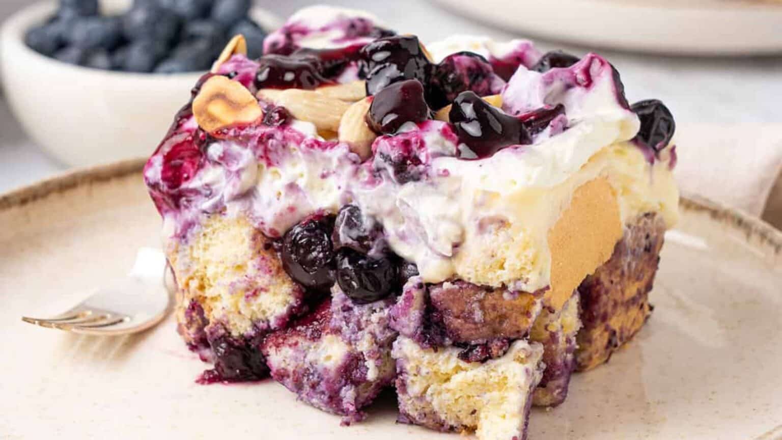 16 Crowd-Pleasing Desserts Perfect For Your Next Backyard BBQ - Spatula ...