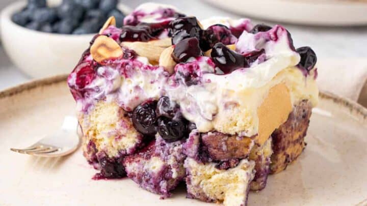 25 Crowd-Pleasing Desserts Perfect For Your Next Backyard BBQ - Spatula ...