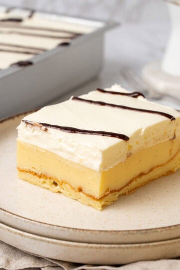 Cream Puff Cake - Spatula Desserts