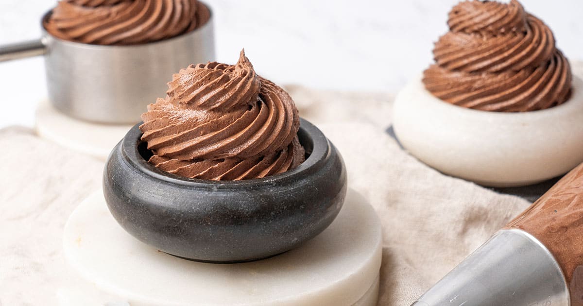 Chocolate Fudge Frosting - Spatula Desserts