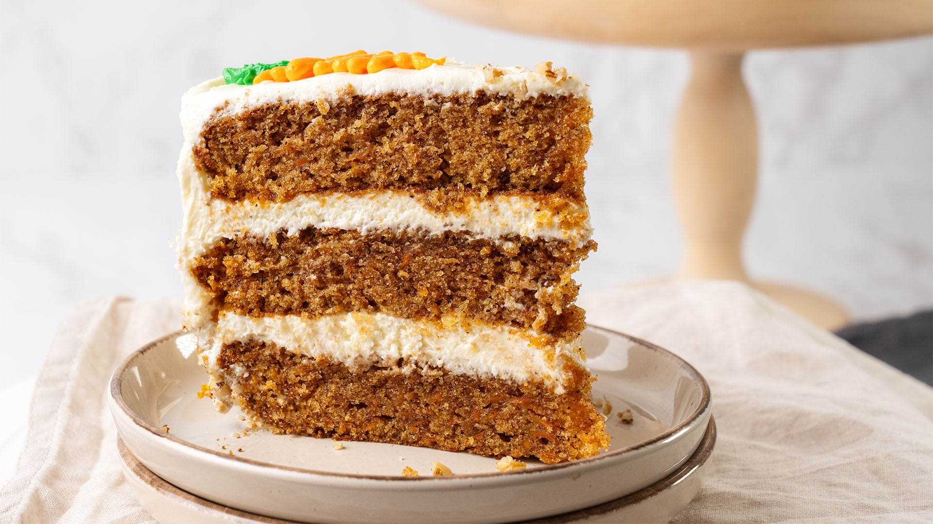 25 Crowd-Pleasing Desserts Perfect For Your Next Backyard BBQ - Spatula ...